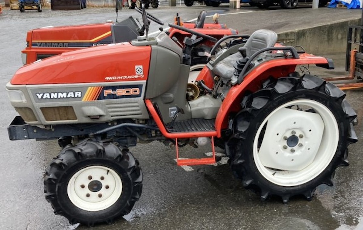 Traktor Yanmar F200D | Traktorservis